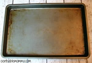 How to Clean a Baking Pan - Centsable Momma