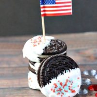 Patriotic Oreos - Centsable Momma